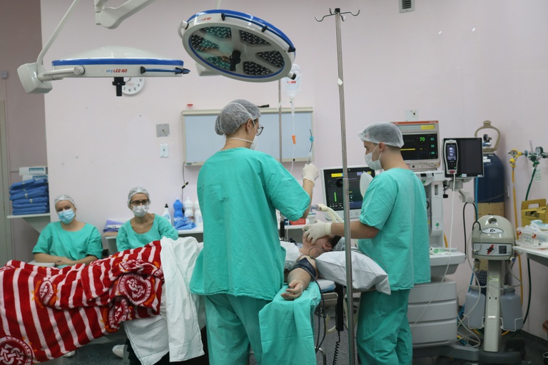 SAÚDE. Husm realiza transplante inédito de medula entre doador e ...